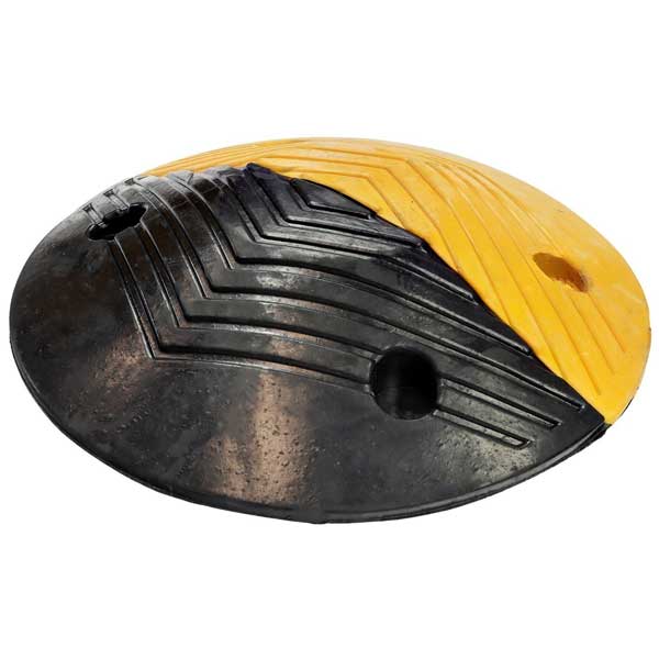 Shop Good Quality Traffic Safety Rubber Speed Bump in Circular Pattern